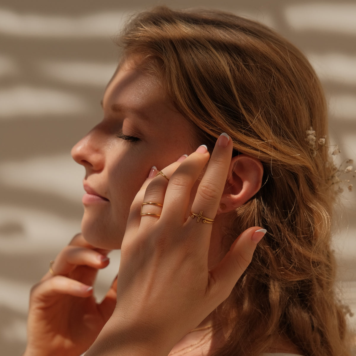 The Gold Bar Ring: Styling Tips and Inspiration – Suku Jewellery